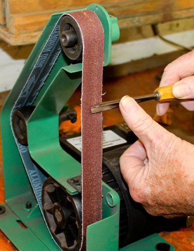 Sharpening With Power - Woodcarving Illustrated